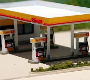 Summit Customcuts SH-002 - Shell Gas Station - N Scale Kit - Midwest ...