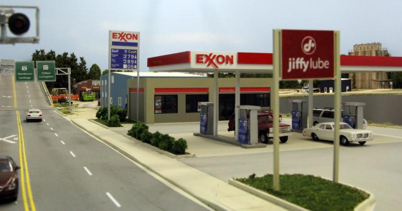 Summit Customcuts EX-001 - Exxon Gas Station - HO Scale Kit - Midwest ...