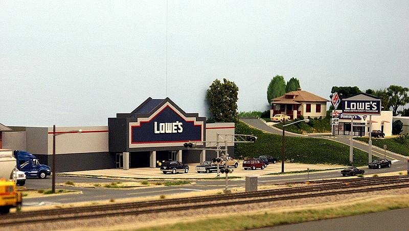 Summit Customcuts LO-001 - Lowe's Backdrop Building - HO Scale Kit ...